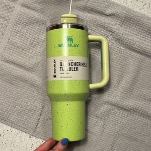 Green Speckled Stanley Online | www.farmhouse-furniture.co.uk